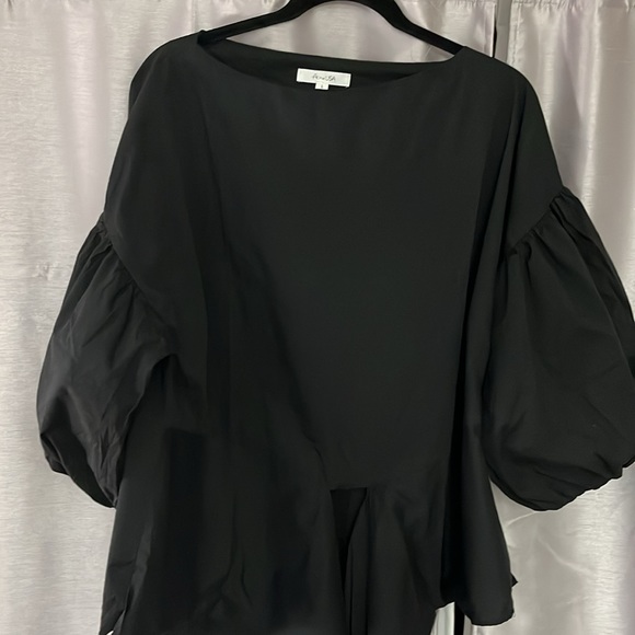 Active USA | Tops | Active Usa L Long Sleeve With Poofy Sleeves Tie In The Front Slit On ...